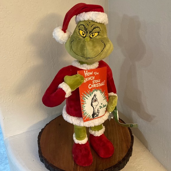 Dr. Seuss | Holiday | Nwt Dr Seuss Christmas 8 Inch Grinch In Santa ...